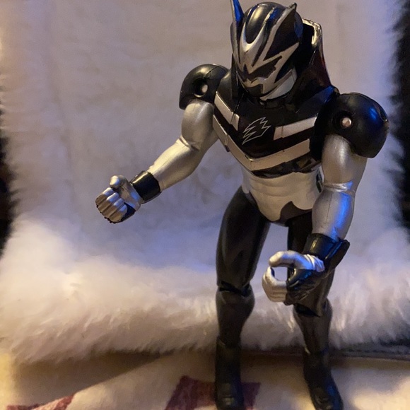 Bandai TM &BVS 2007 | Toys | Power Ranger Figurine 207 Black Bat Ranger ...